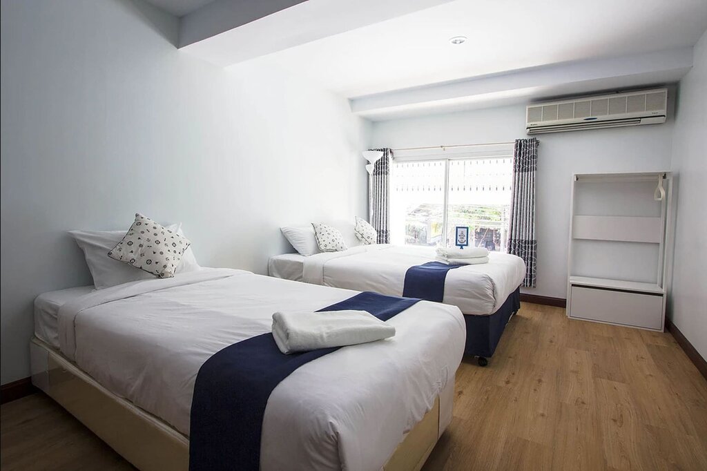 Otel Nautical Home Bed & Breakfast Khaolak, Phang Nga Eyaleti, foto