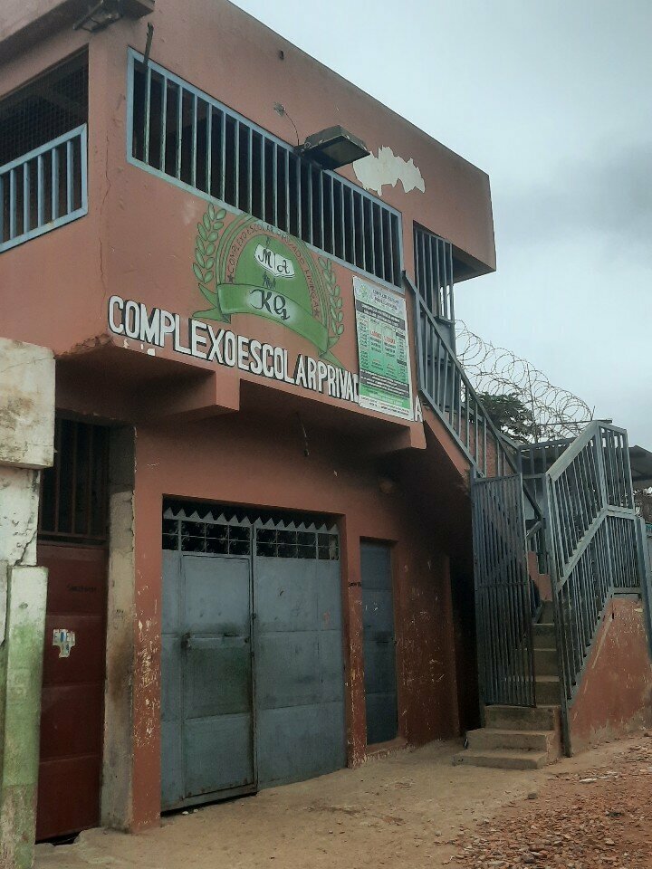 i̇lkokul Complexo escolar Kininga, Loanda, foto