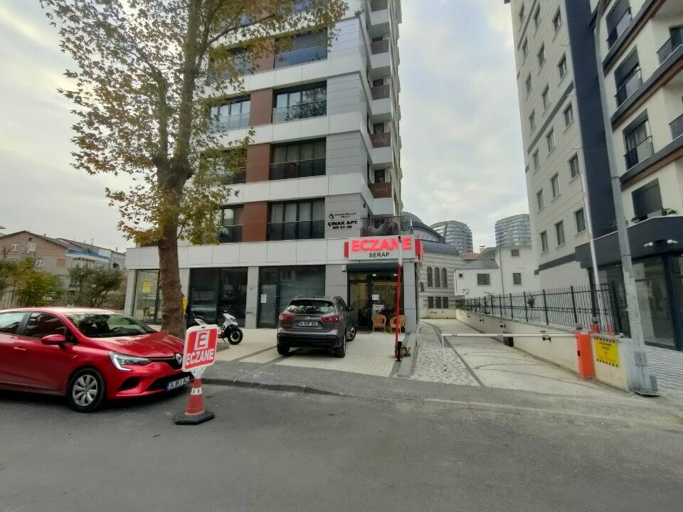 Eczaneler Serap Eczanesi, İstanbul, foto