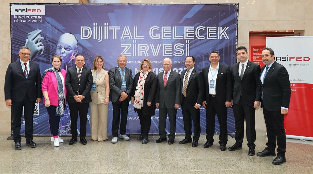 Sivil toplum kuruluşları Batı Anadolu Sanayici İş İnsanları Dernekleri Federasyonu, İzmir, foto