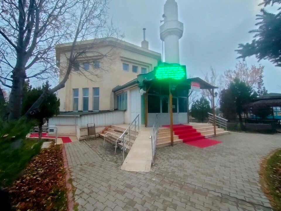 Cami Toki Zehra Hatun Cami, Konya, foto