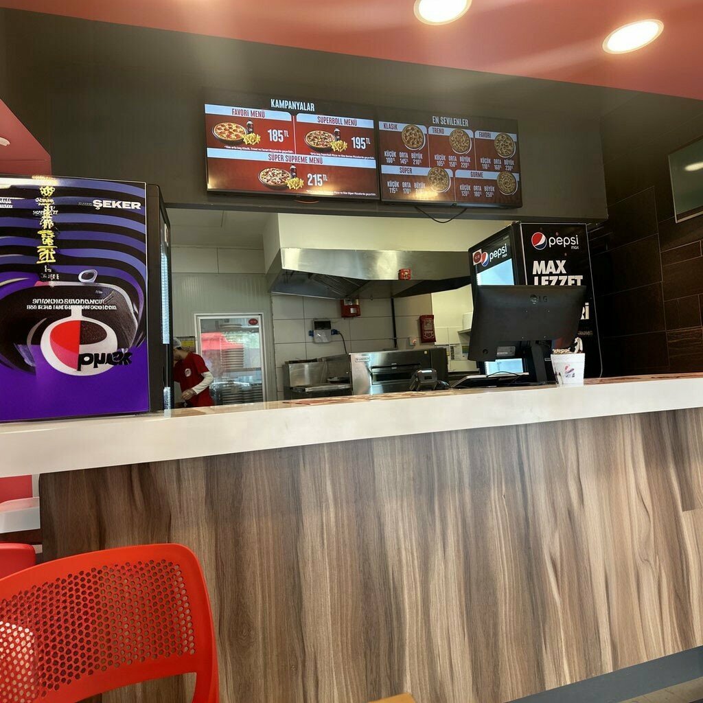 Pizzacılar Pizza Hut, Çerkezköy, foto