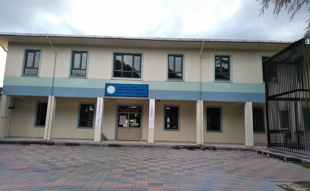 Ortaokul Şehit Hüseyin Çetin İmam Hatip Ortaokulu, Lapseki, foto