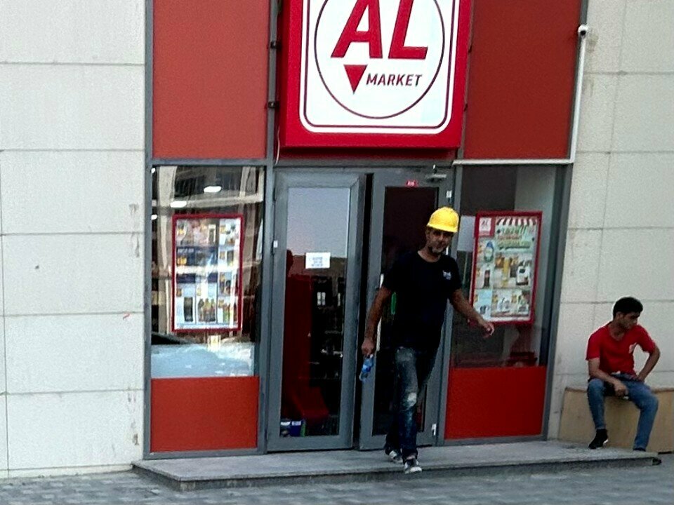 ATM'ler Kapital Bank, Bakü, foto