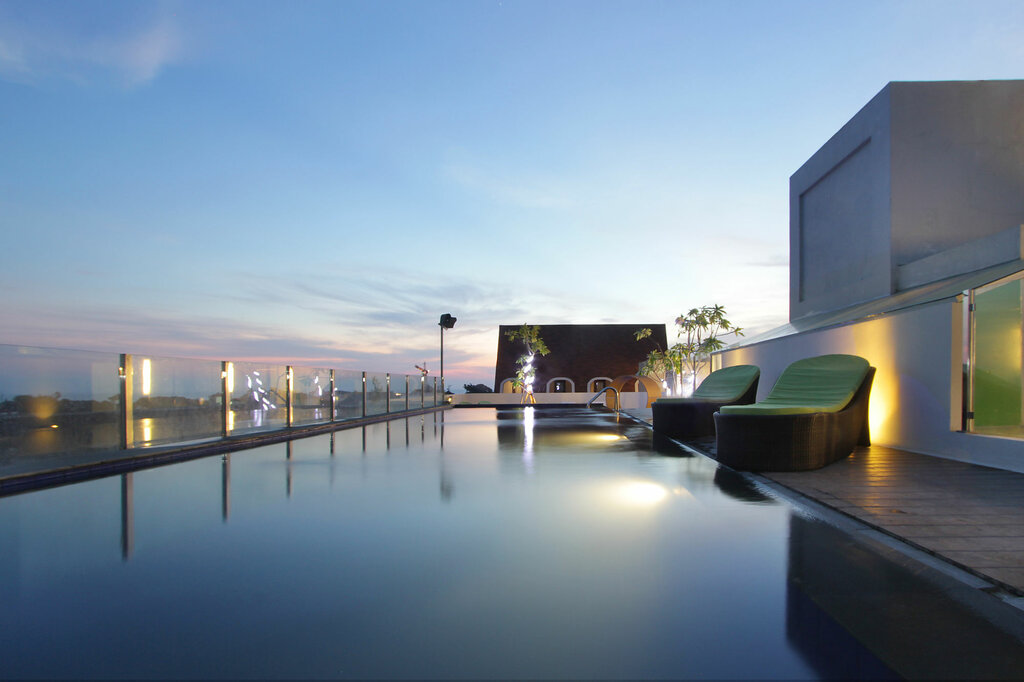Otel Boss Legian Hotel Powered by Archipelago, Bali, foto