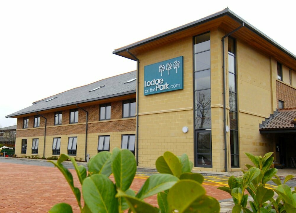 Otel Lodge at Bristol, İngiltere, foto