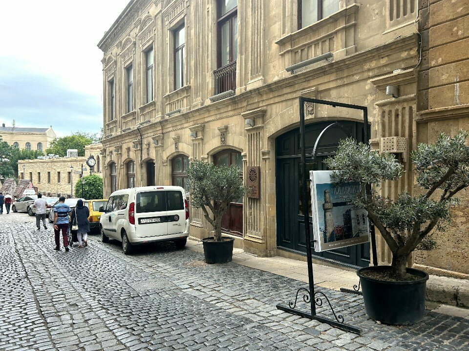 Fotoğrafçılık okulu Baki Fotoqrafiya Evi, Bakü, foto