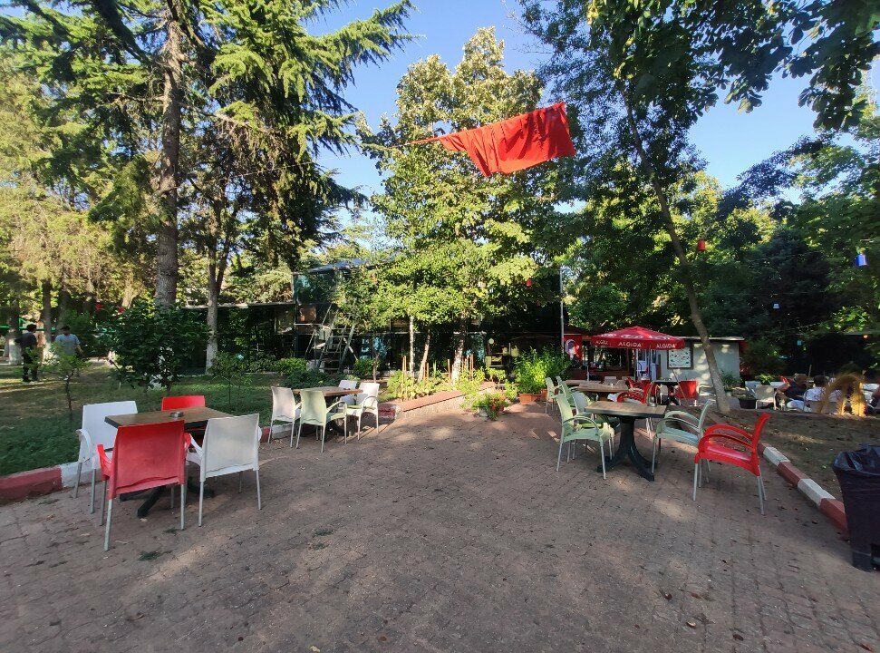 Kafe Ata Park Çay Bahçesi, İstanbul, foto