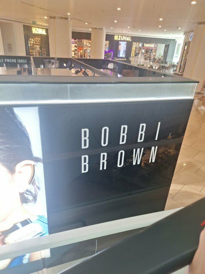 Kozmetik ve parfümeri mağazaları Bobbi Brown - Boyner Akasya Acıbadem, İstanbul, foto
