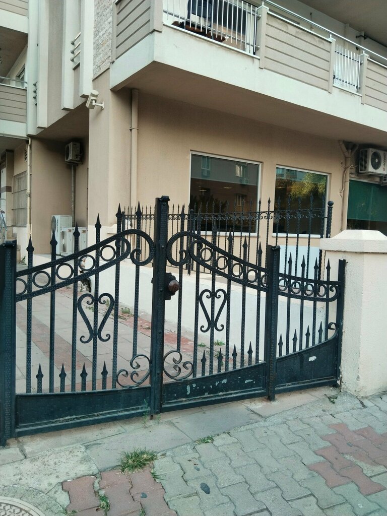 Özel ağız ve diş sağlığı klinikleri ve muayenehaneleri Diş Hekimi Neslişah Metin, İzmir, foto