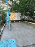 Playground (Sverdlova Street No:14), oyun alanı  Gelencik'ten