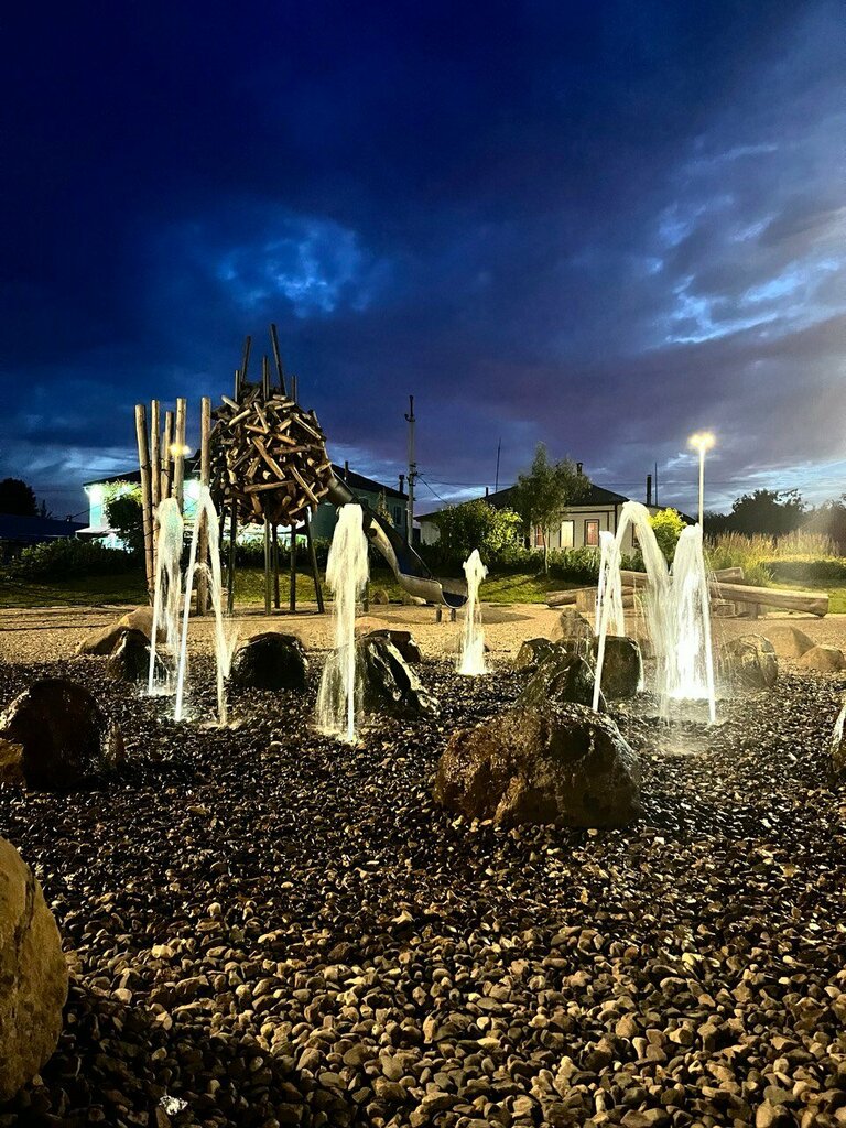 Çeşme Свето-динамический фонтан, Gavrilov Posad, foto