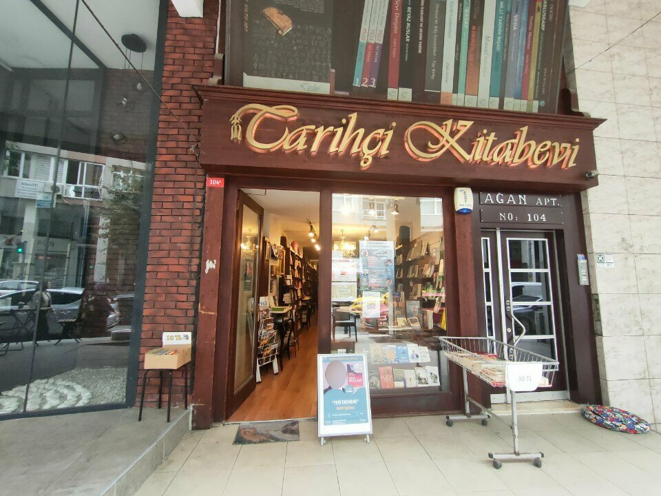 Kitap mağazaları Tarihçi Kitabevi, İstanbul, foto