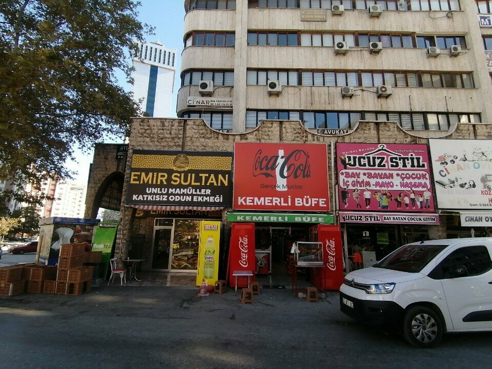 Gazete bayi Kemerli Büfe, Konya, foto