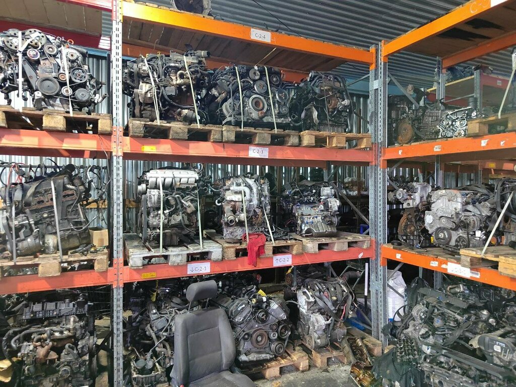 Otomobil yedek parçaları OptMotorov, Minskaya oblastı, foto