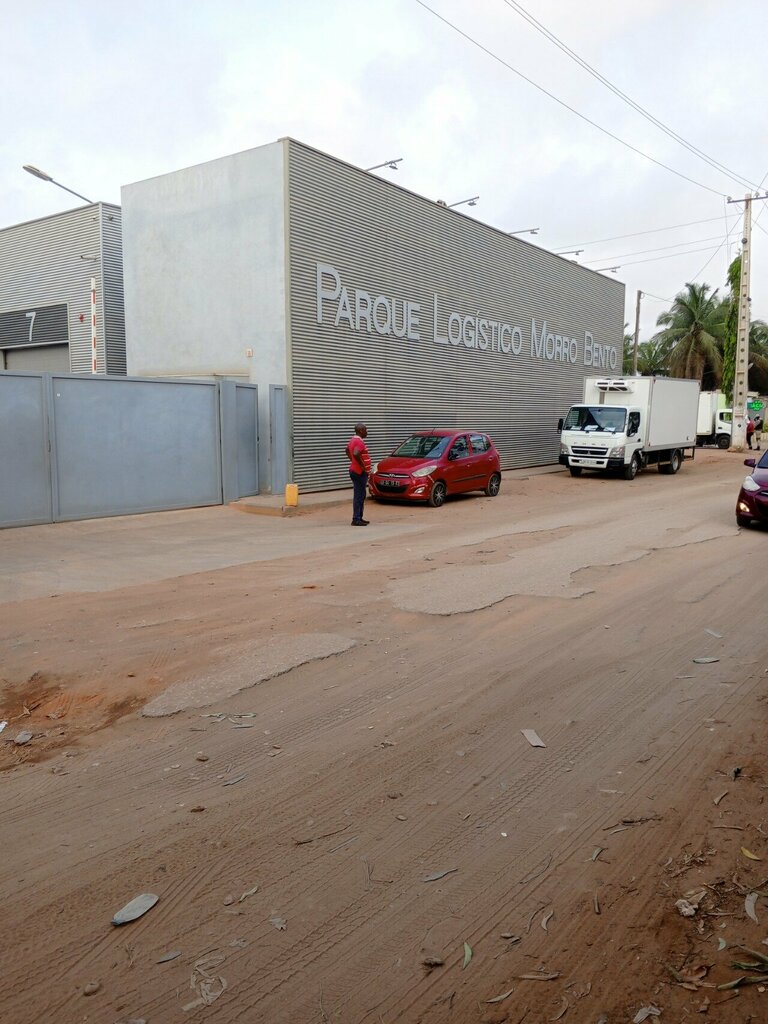 Restoran Parque Logístico Morro Bento, Loanda, foto