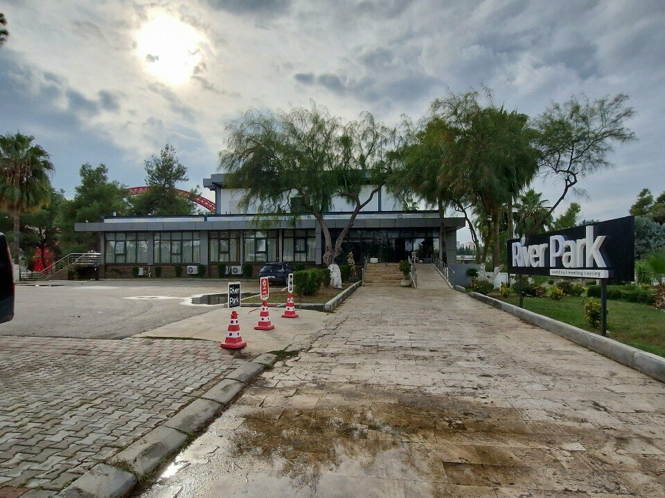 Düğün mağazası River Park, Adana, foto