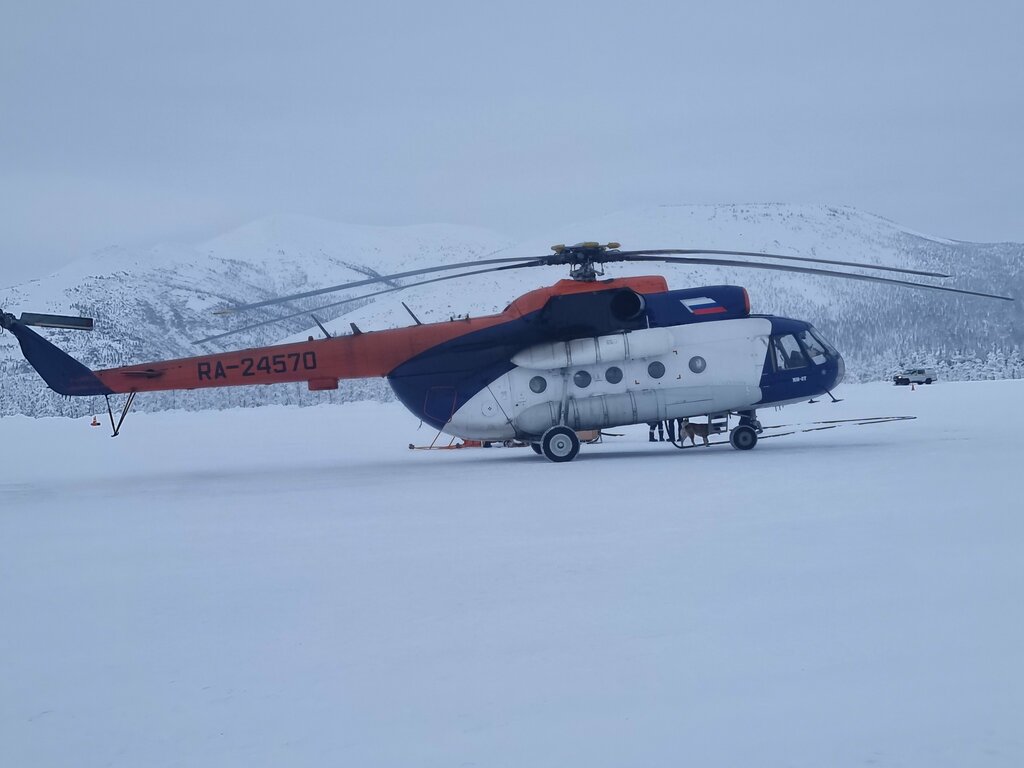 Havaalanları аэродром Новая Кубака, Magadan Bölgesi, foto