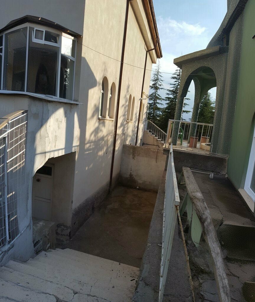 Cami Osmangazi Cami, Mucur, foto