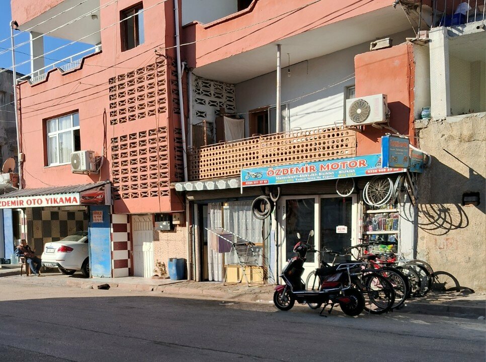 Oto yıkama Özdemir Motor, Adana, foto