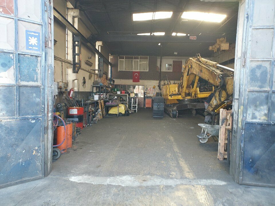 Kamyon ve ağır vasıta satış ve servis firmaları Adım, İş Makinaları Tamir, Ankara, foto