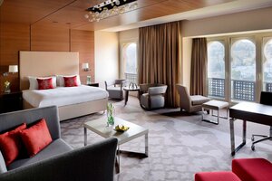 Constantine Marriott Hotel (Constantine, Constantine), otel  Constantine'den