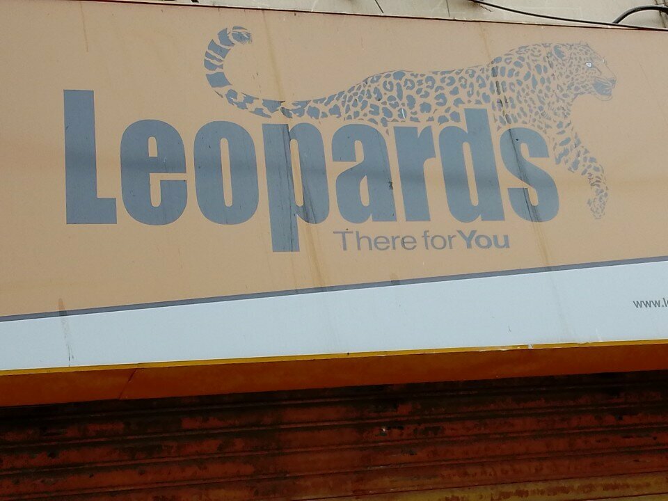 Kurye hizmetleri Leapers, Karaçi, foto