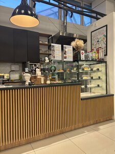 Vienna (Borisovskoye shosse No:17А), kahve dükkanları  Serpuhov'dan