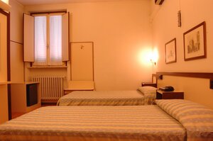 Hotel San Marco (Tuscany, Prato, Piazza San Marco, 38), otel