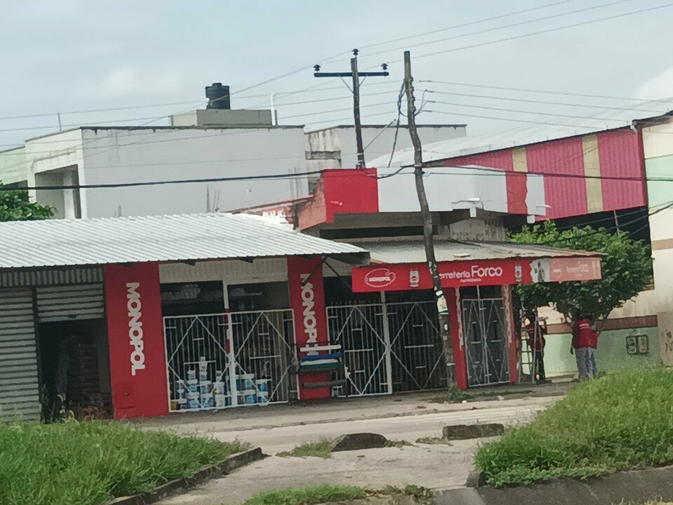 Ev temizlik ürünleri Ferreteria Forco, Santa‑Krus, foto