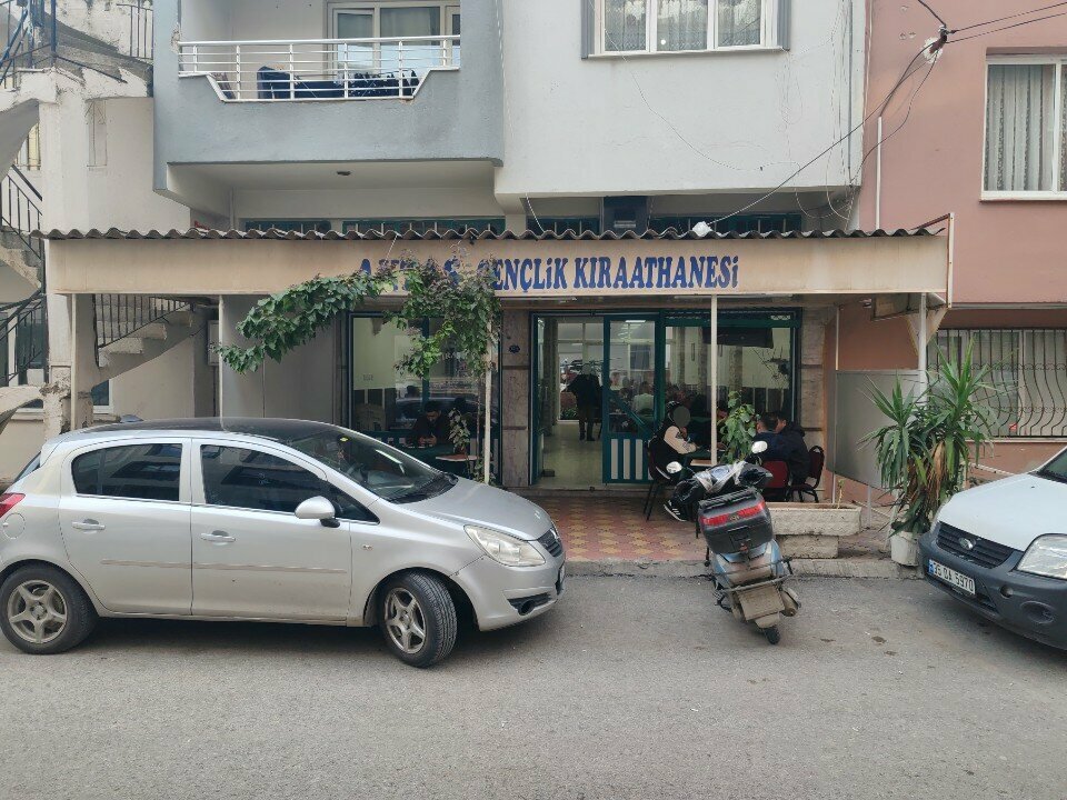 Kafe Aktaş Gençlik Kıraathanesi, İzmir, foto