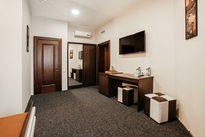 Bavariya (Altayskaya ulitsa No:2Ак5, selo Mayma), otel  Altay Cumhuriyeti'nden