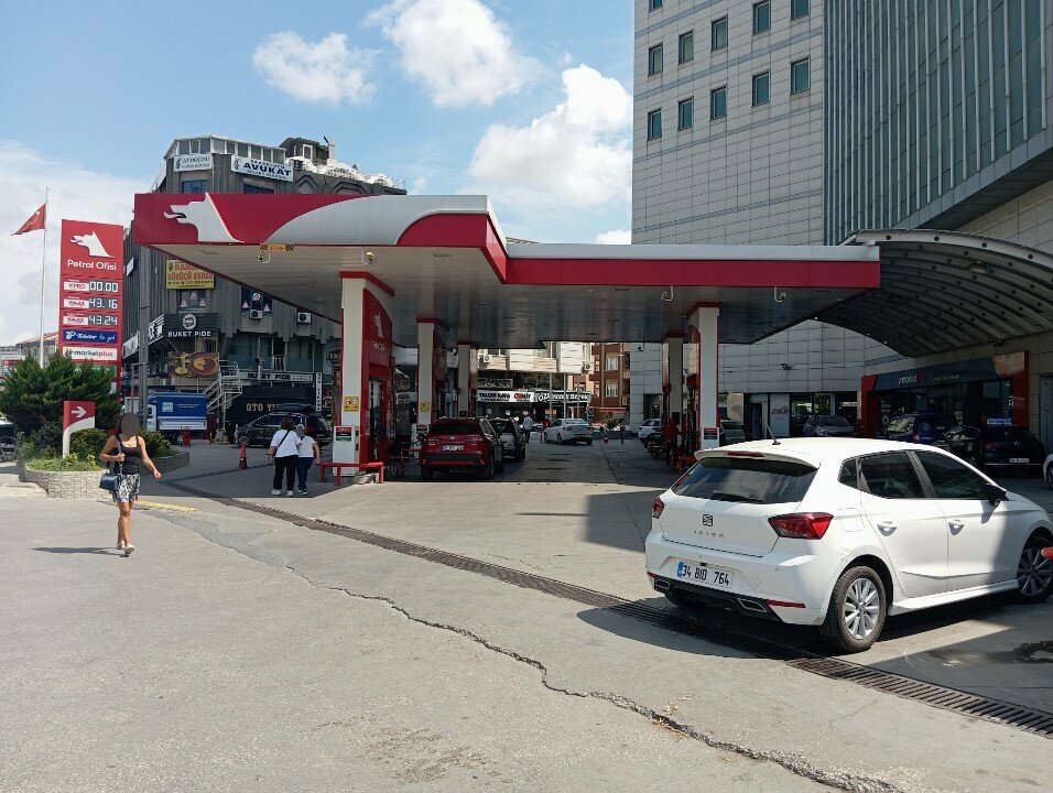 Benzin istasyonu Petrol Ofisi, İstanbul, foto