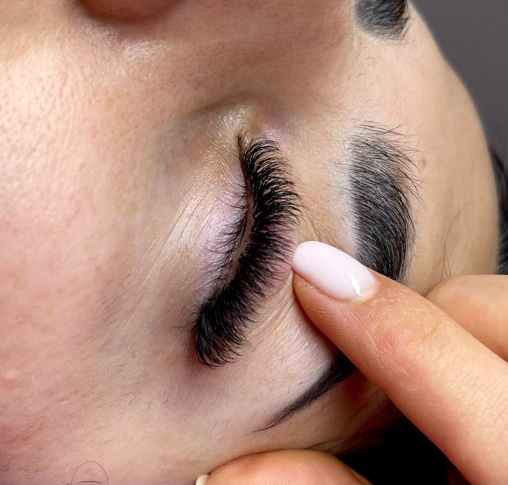 Kaş ve kirpik salonu Bakhroroom, Krasnodar, foto