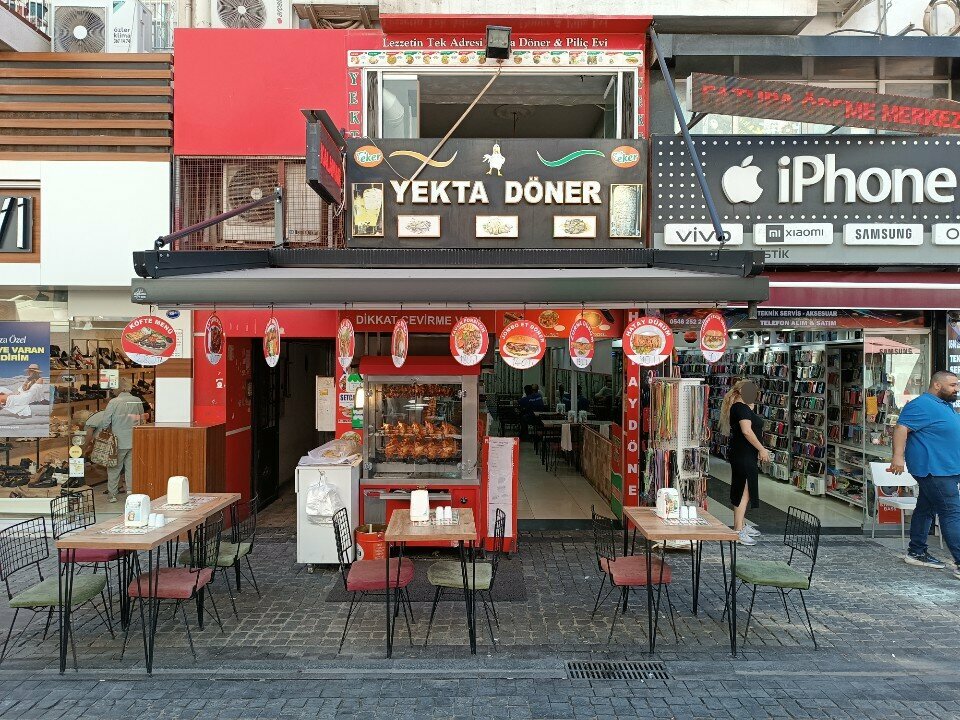 Fast food Yekta Piliç Evi, İzmir, foto