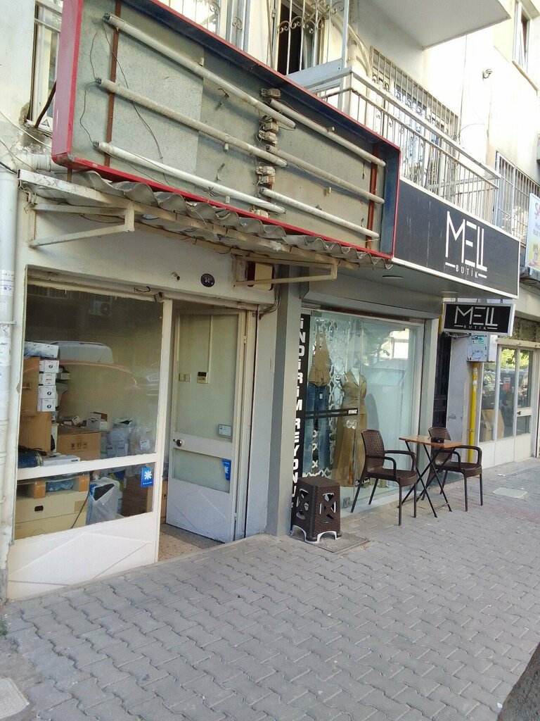 Giyim mağazası Mell Butik, İzmir, foto