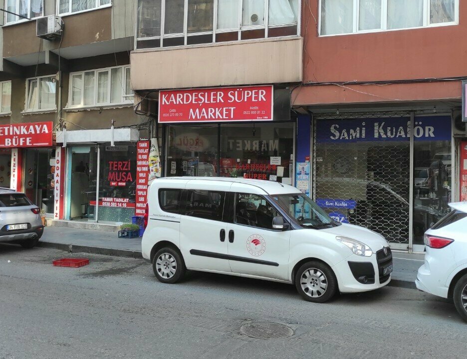 Market Kardeşler Mini Market, İstanbul, foto