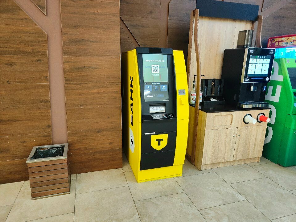 ATM'ler Т-Банк, Moskova, foto