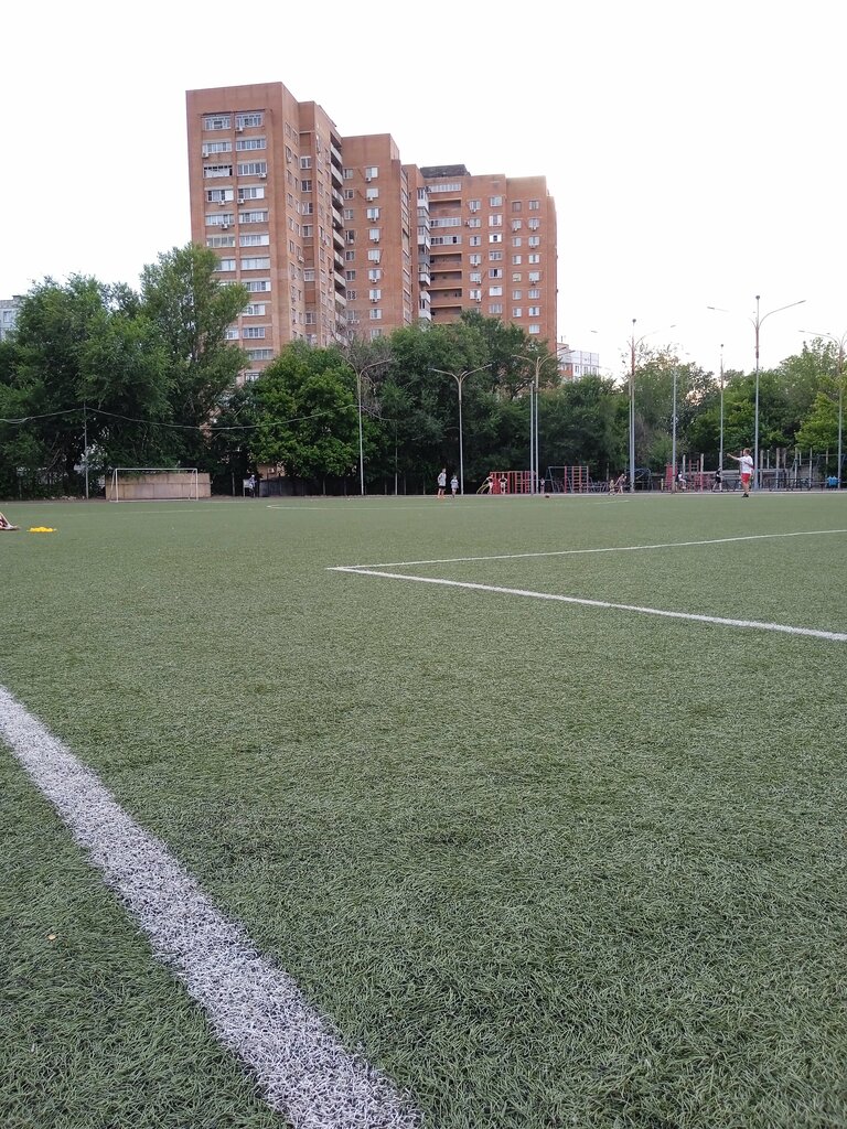 Spor alanı Стадион школы № 40, Rostov‑na‑Donu, foto