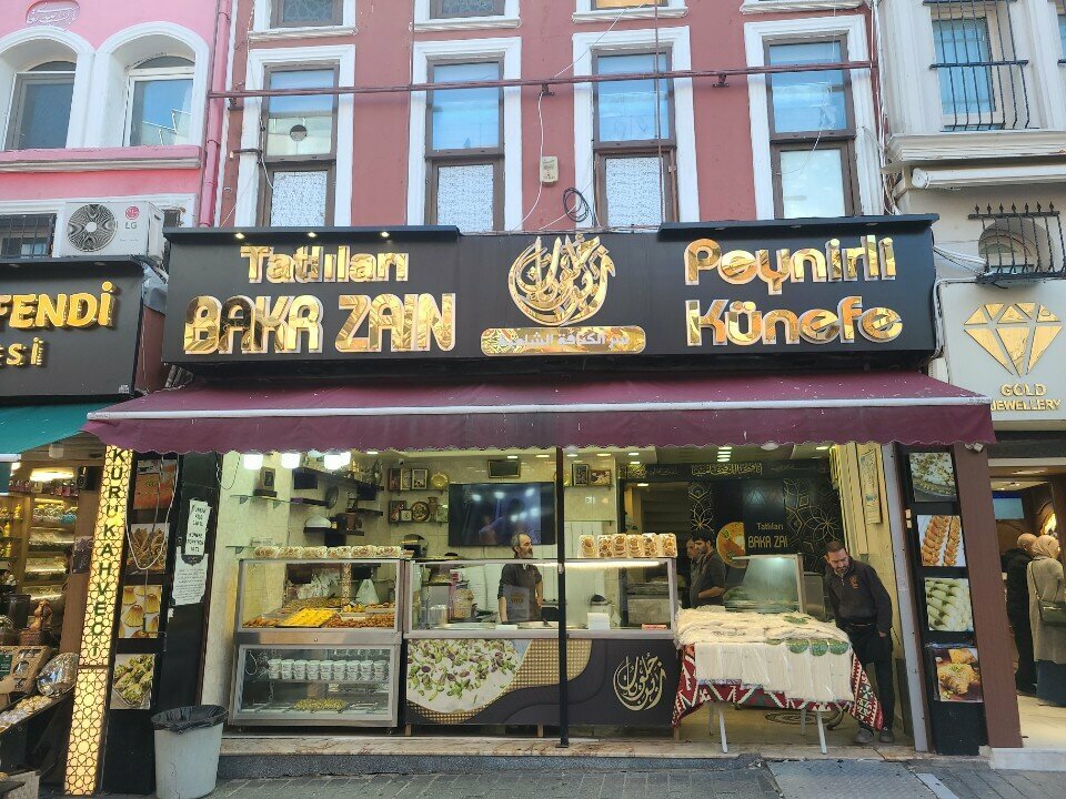 Pasta, şekerleme ve tatlı Bakr Zain, İstanbul, foto