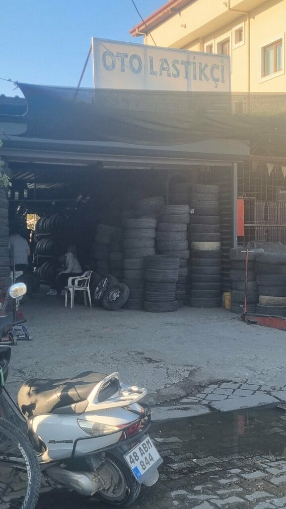 Jant ve lastikçiler Karaçulha Oto Lastik, Fethiye, foto
