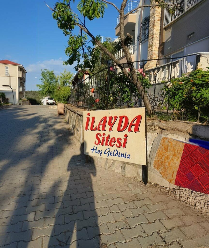 Konut blokları İlayda Sitesi, Burhaniye, foto