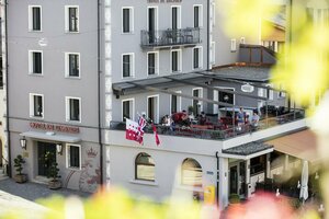 Hotel De Londres (Bahnhofstrasse No:17, Brigue-Glis), otel