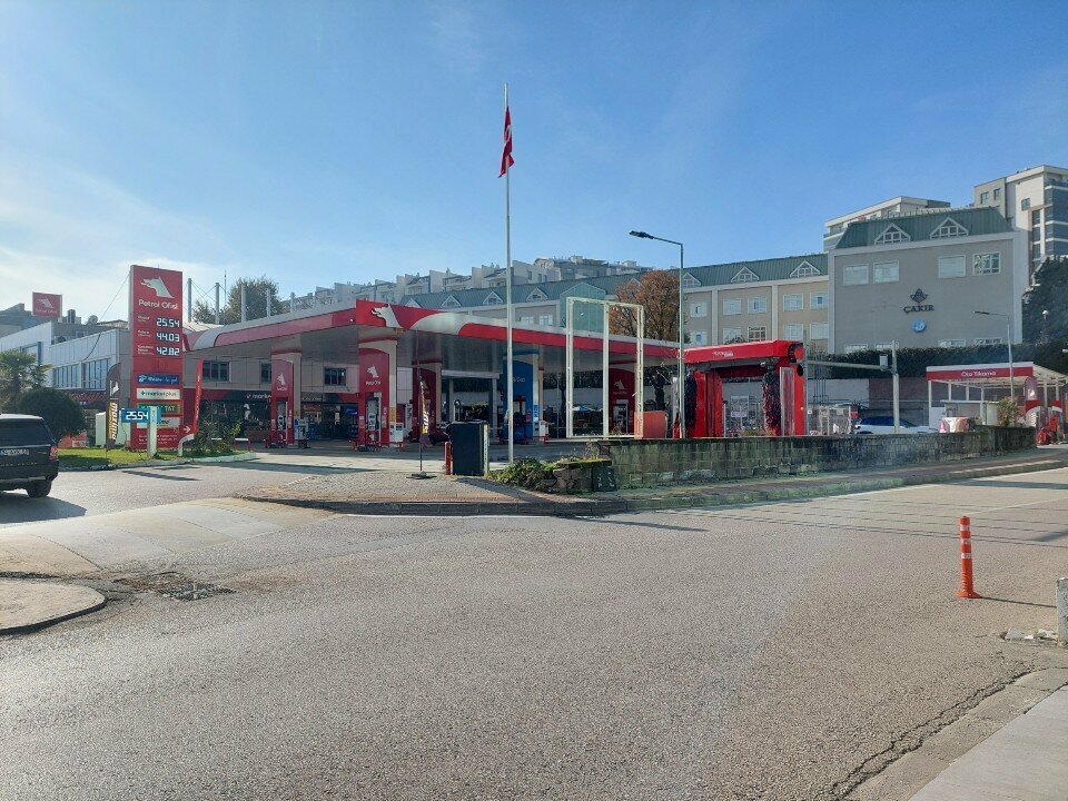 Benzin istasyonu Petrol Ofisi, Bursa, foto