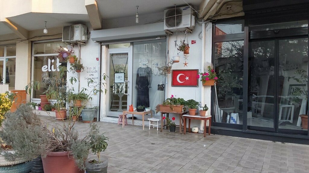 Moda evleri Kırık Makas Moda Evi, İstanbul, foto