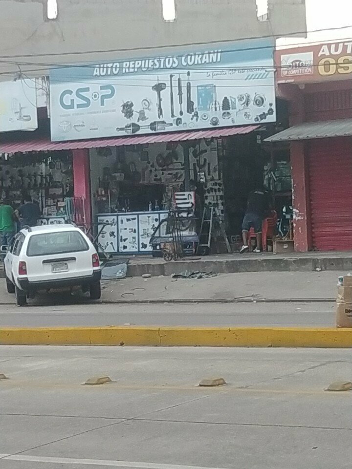 Otomobil yedek parçaları Imporbol Corani, Santa‑Krus, foto