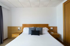 Hotel Tahiti (Islas Baleares, Formentera), otel  Formentera'dan