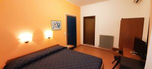 Hotel Principe (Friuli-Venezia Giulia, Udine, Viale Europa Unita, 51), otel  Udine'den
