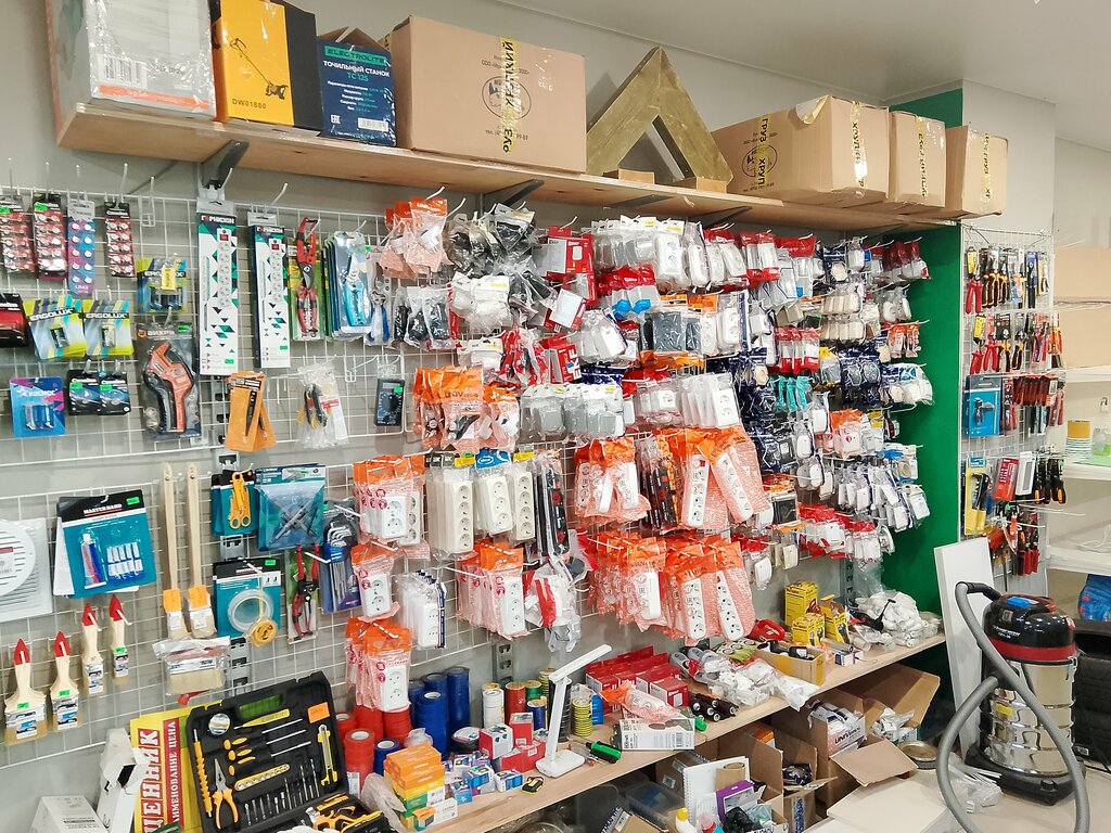 Yapı mağazası Строительный магазин, Rostovskaya oblastı, foto