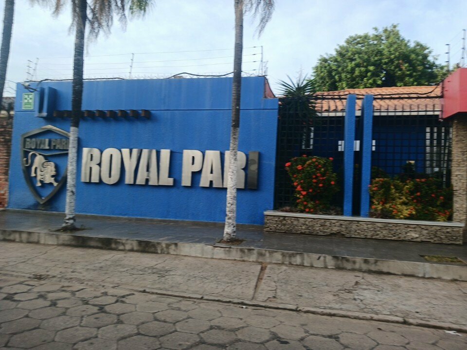 Spor kulüpleri Club Royal Pari, Santa‑Krus, foto